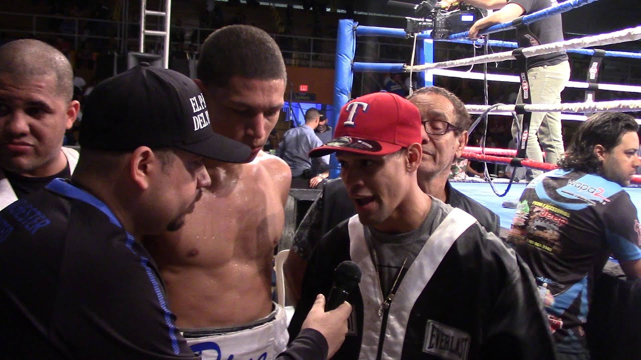 Ryan Pino luego de su gran victoria,en el Coliseo Juanito Cabello, en ...
