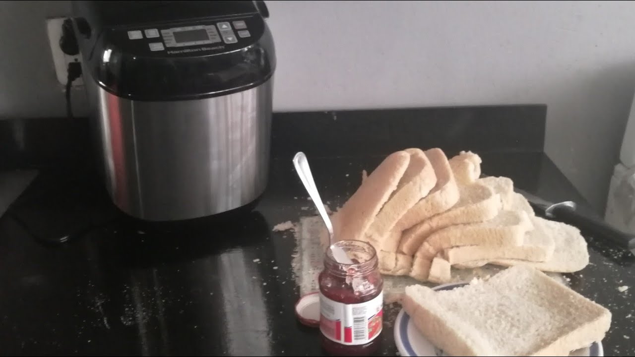 Estrené la maquina automática para hacer pan, con un pan básico ...