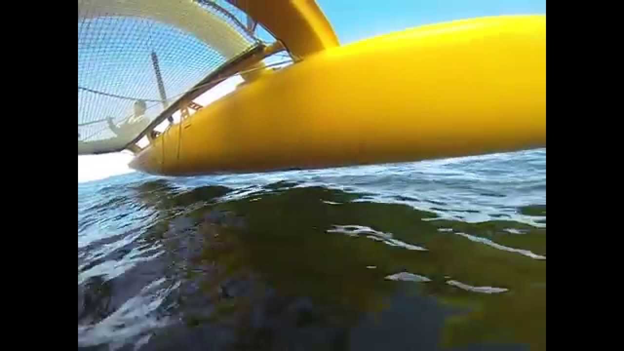 F 32 src trimaran - YouTube