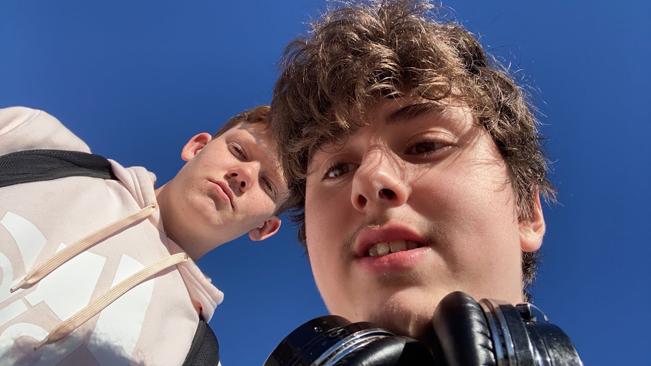 Chilling With Regan - YouTube