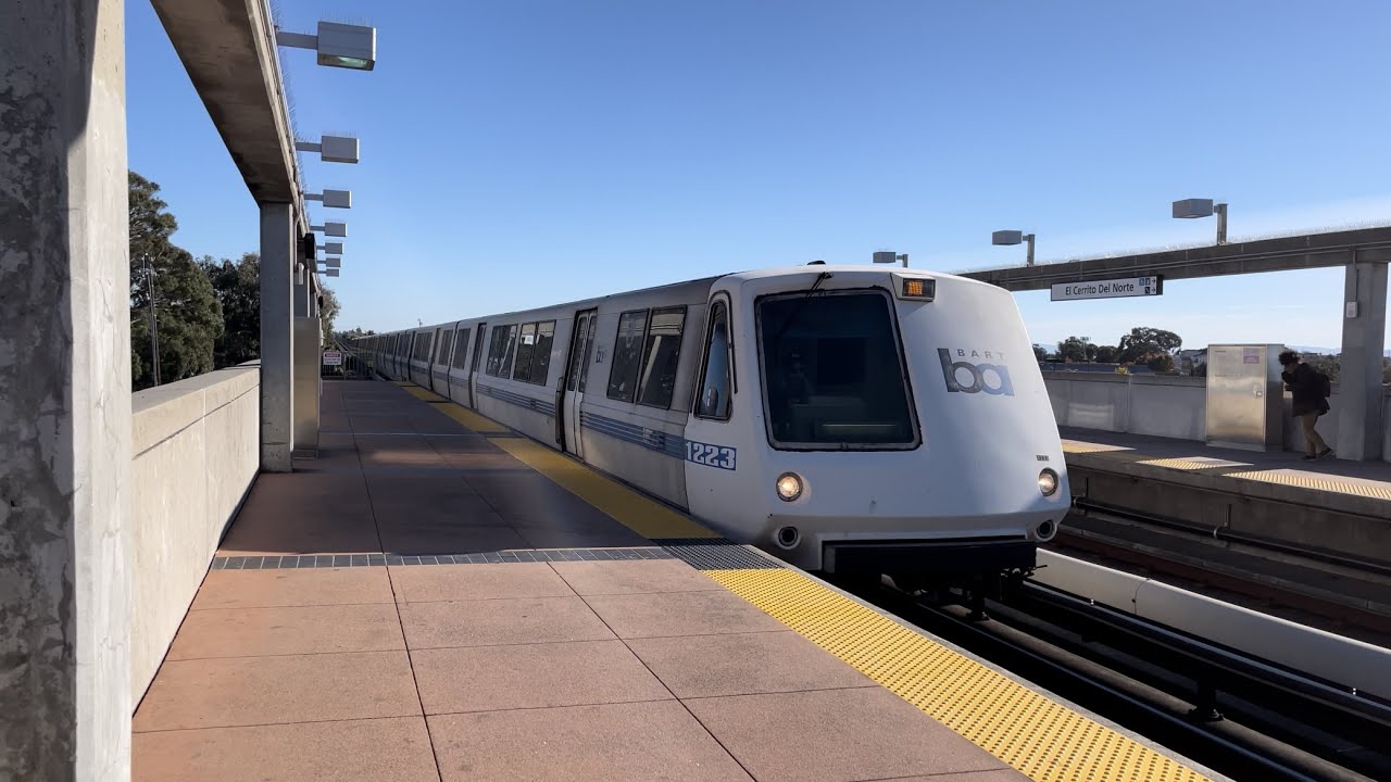 Richmond-bound BART Trains @ El Cerrito del Norte [11/03/22] - YouTube