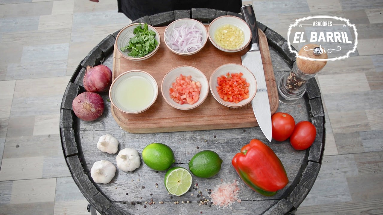 Ceviche de chicharrón Al Barril - YouTube