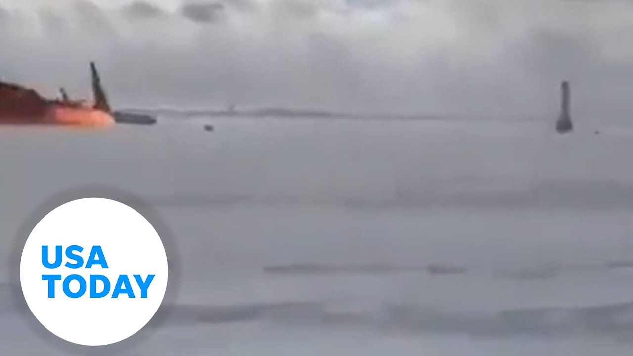 Dramatic video shows Delta plane crash at Toronto airport | USA TODAY ...