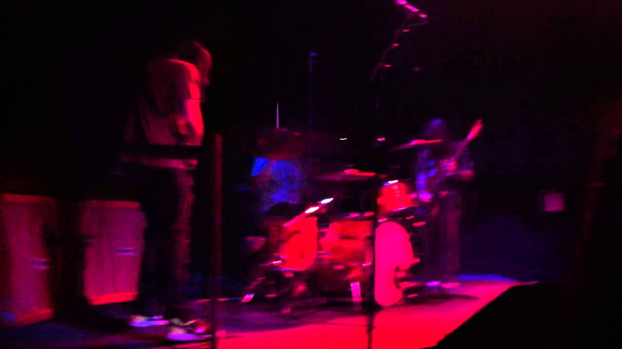 Earthless - Cherry Red 9/12/12 - YouTube