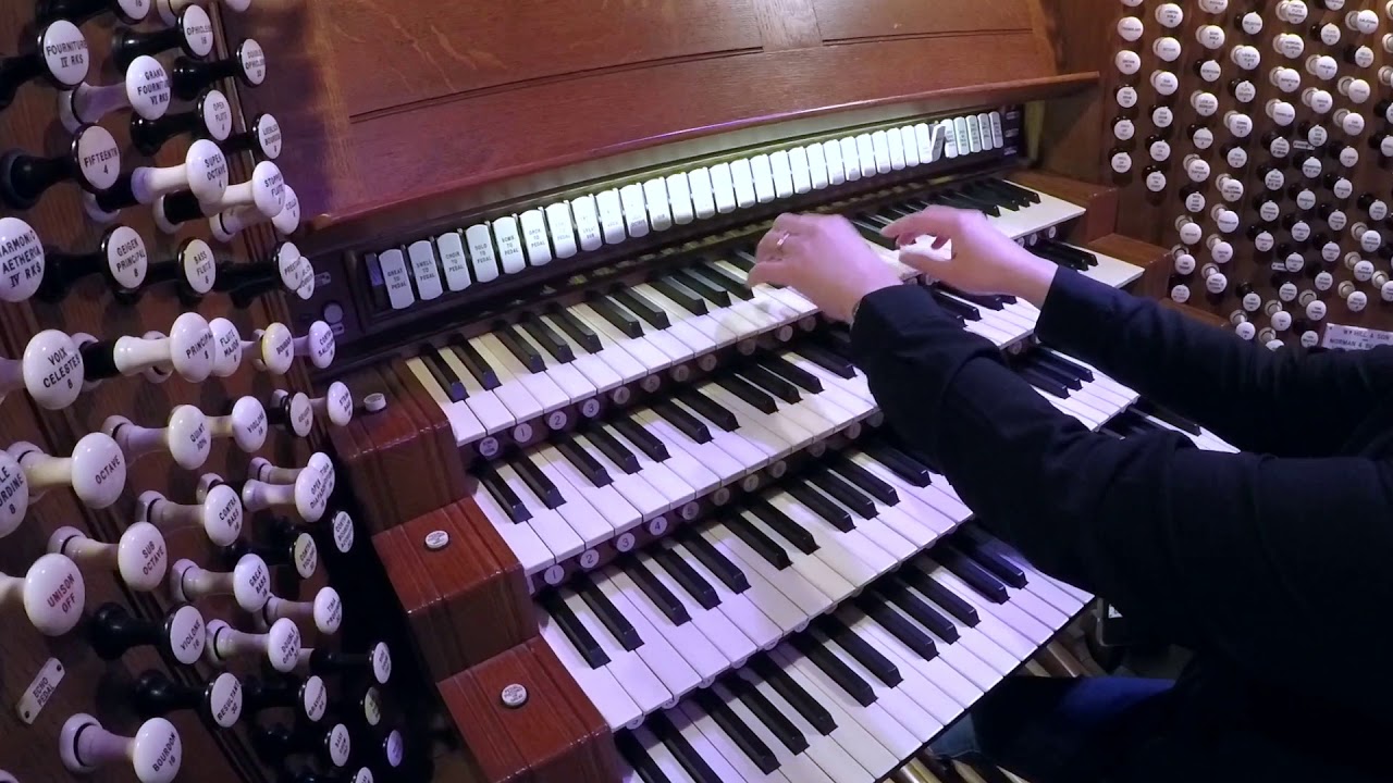 Carol of the Bells (Melbourne Town Hall Grand Organ) - YouTube
