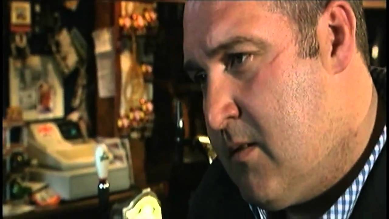 The Football Factory ~ the 'ya trying to mug me off in front of my pals ...