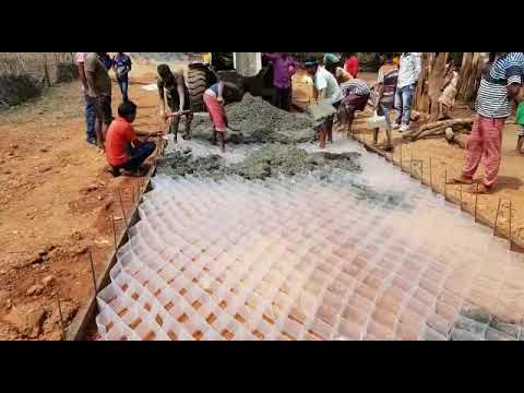 CC Road Construction Using Cell Filled Plastic - YouTube