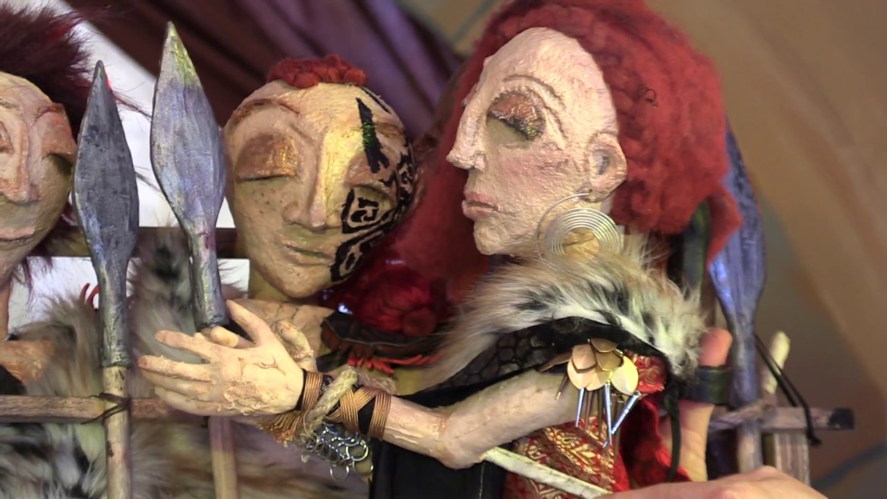 Puppet theatre arrives at Shakespeare on the Saskatchewan - YouTube