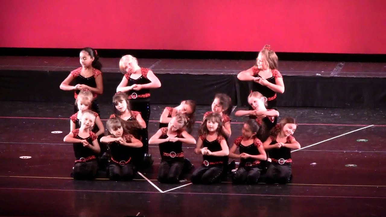 Molly Dance Hip Hop - YouTube