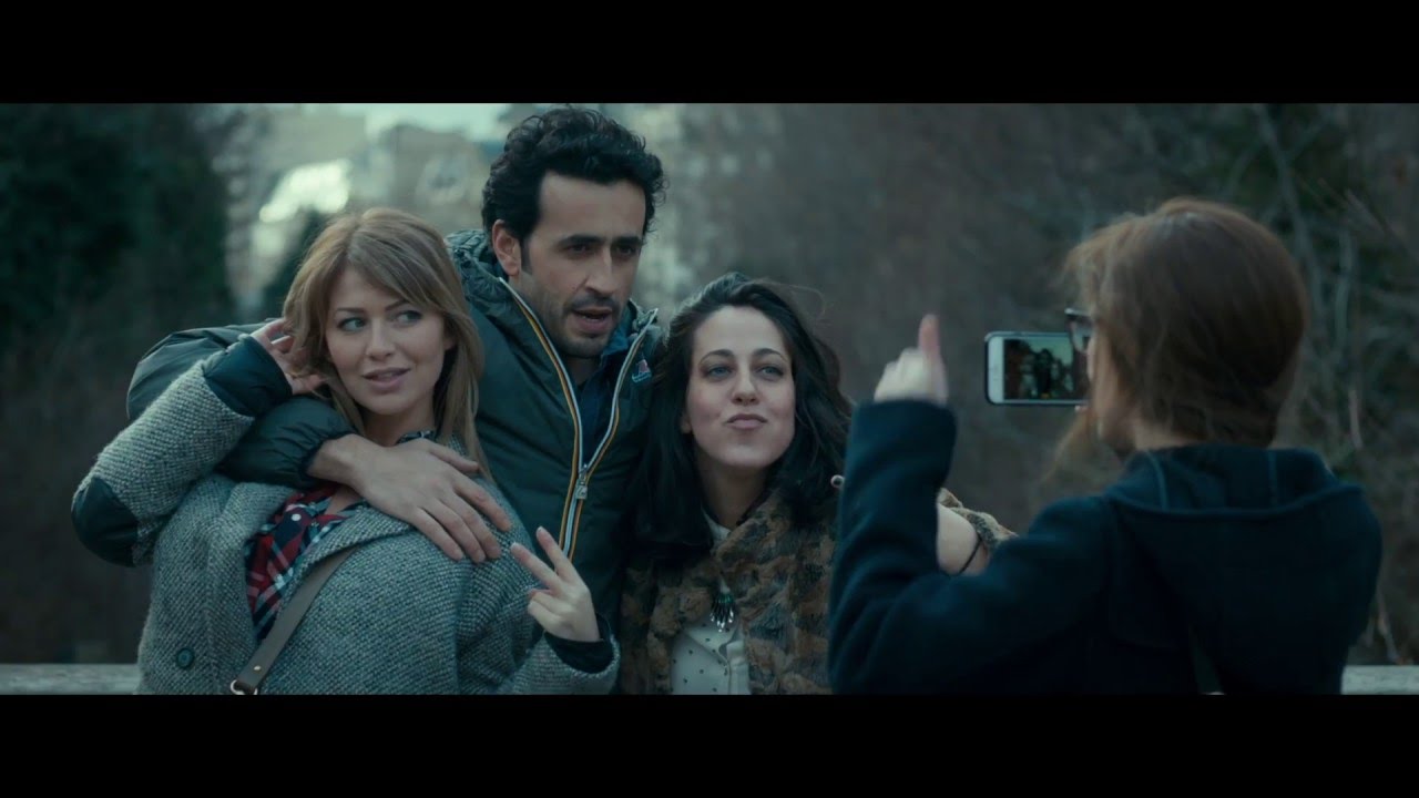 Vicky (2016) - Trailer (French) - YouTube