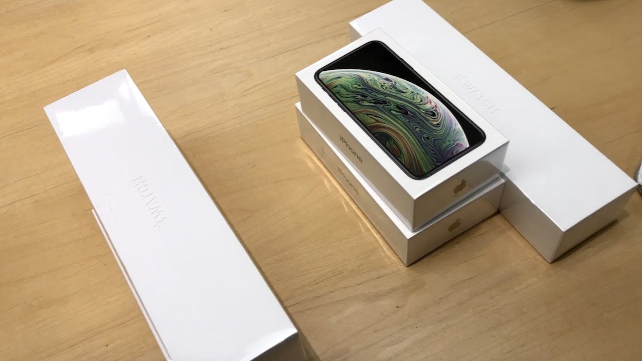 Picking Up The iPhone XS Max from the Apple Store on Release Day! - YouTube