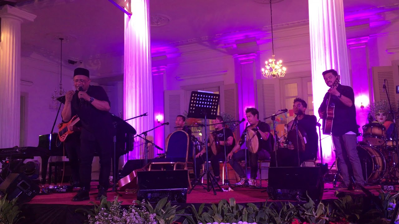 RAFLY KANDE - RAWA TRIPA [Live Panggung Musik Nusantara, Road to ...
