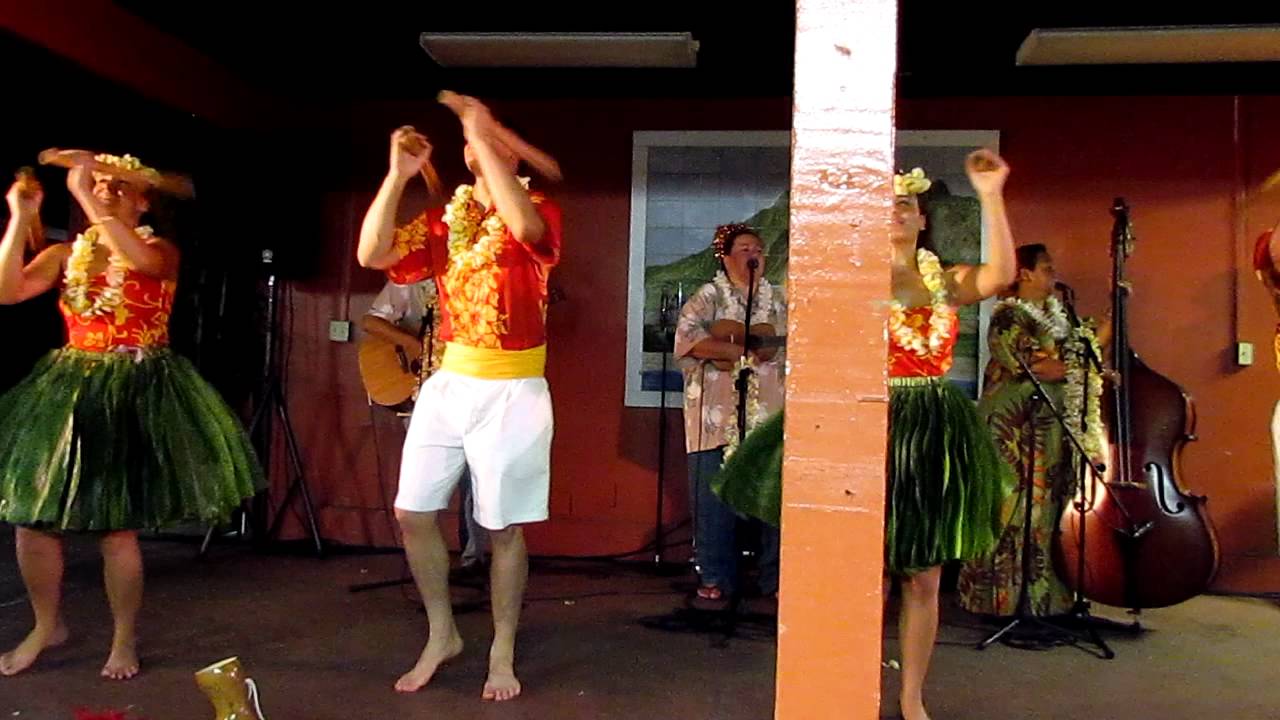 Luau with Hawaiian music sticks! - YouTube