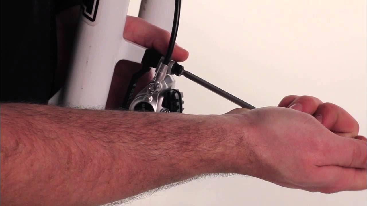 Diamondback Tech: Hydraulic Brake Caliper Install & Adjustment - YouTube