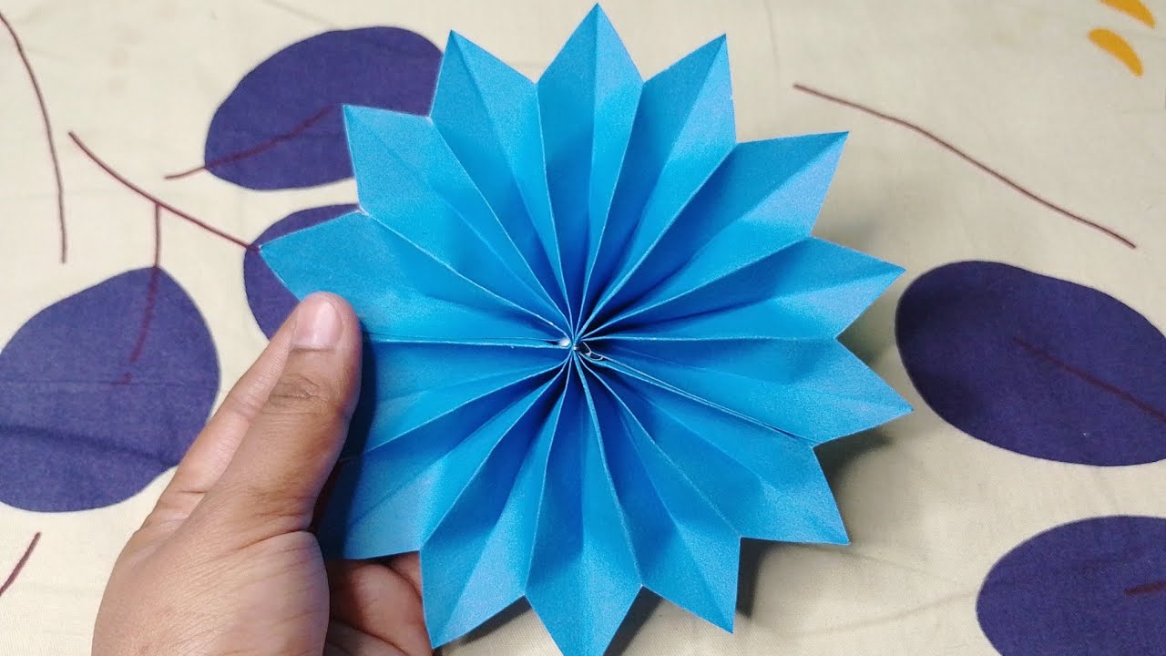 How to Make Simple Paper Flower - YouTube