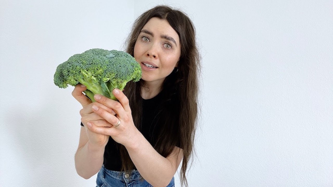 My binge eating story and successful recovery - YouTube