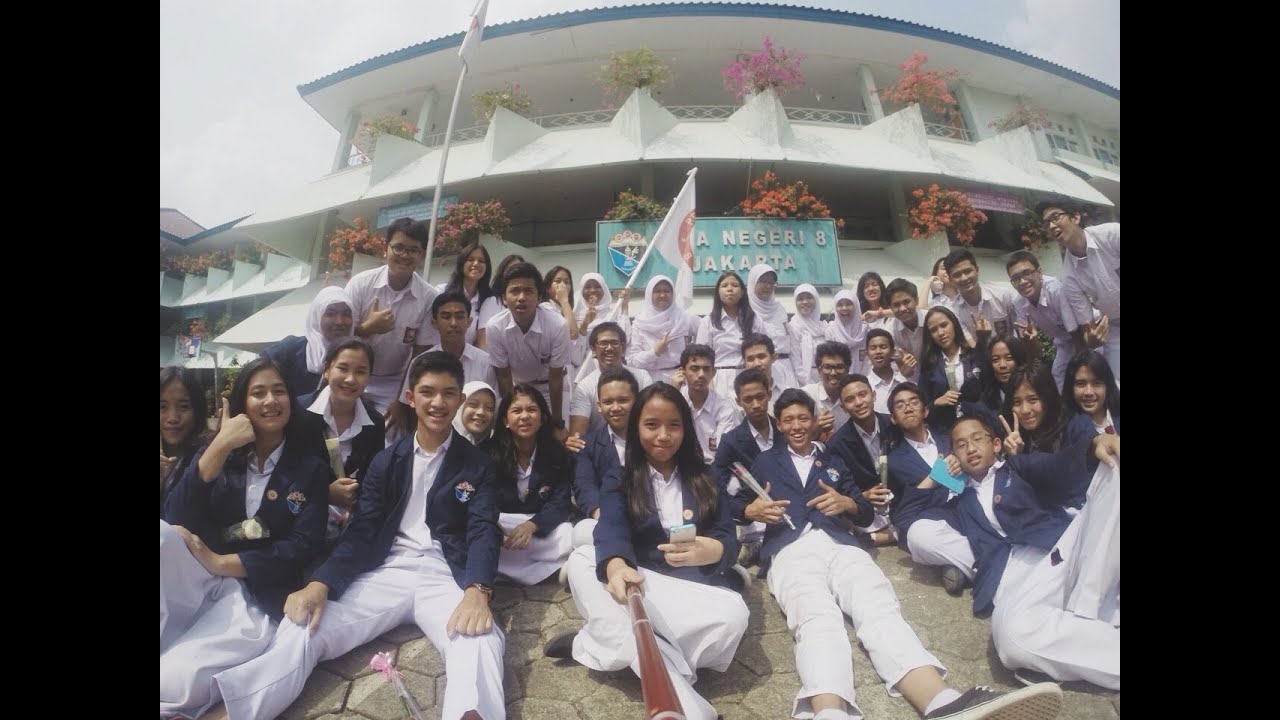 Perwakilan Kelas SMAN 8 Jakarta - YouTube