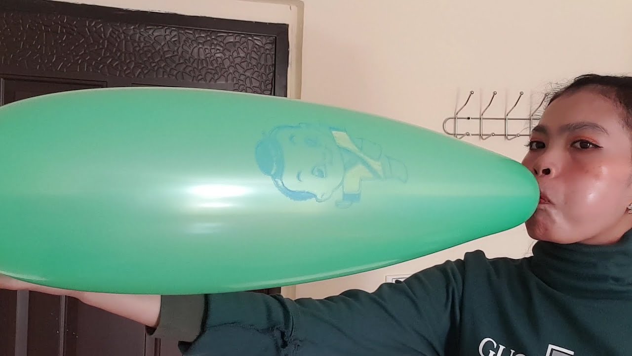 Blow up a rocket balloon #balloon #popping#blowing #rockets #outdoor ...