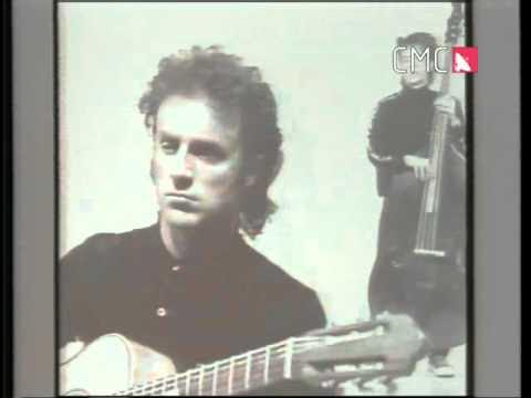 Crvena jabuka - Volio bih da si tu - YouTube Music