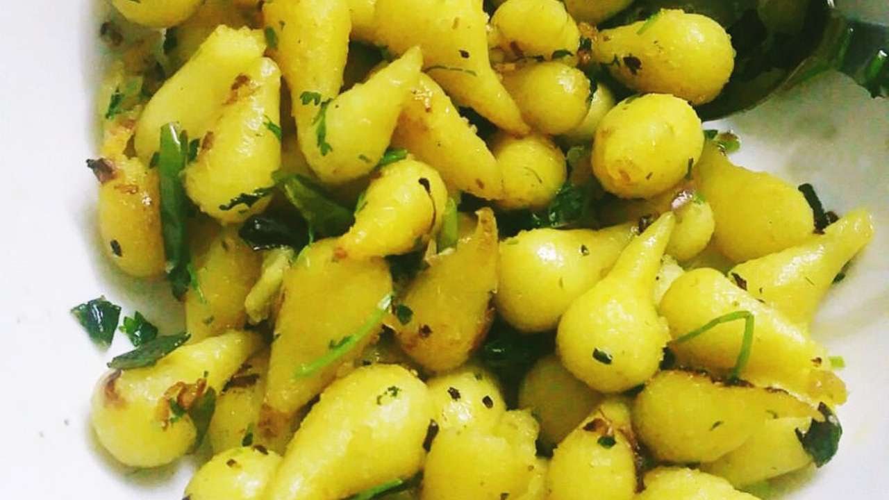 How To Make Delicious Choi Pitha Fries (Fried Patty) - DIY Crafts ...