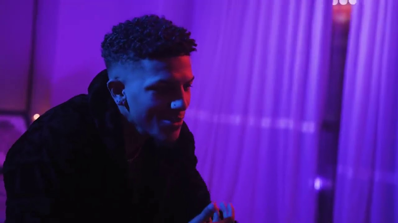 Milo-_-Hazel-_- BEG (Official_Music_Video) - YouTube