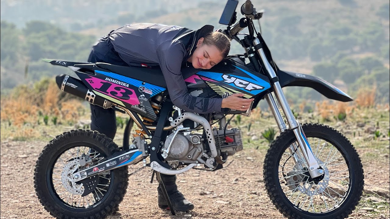 Morning PLAYTIME with my YCF 190cc / Dominika Rides / The Family - YouTube
