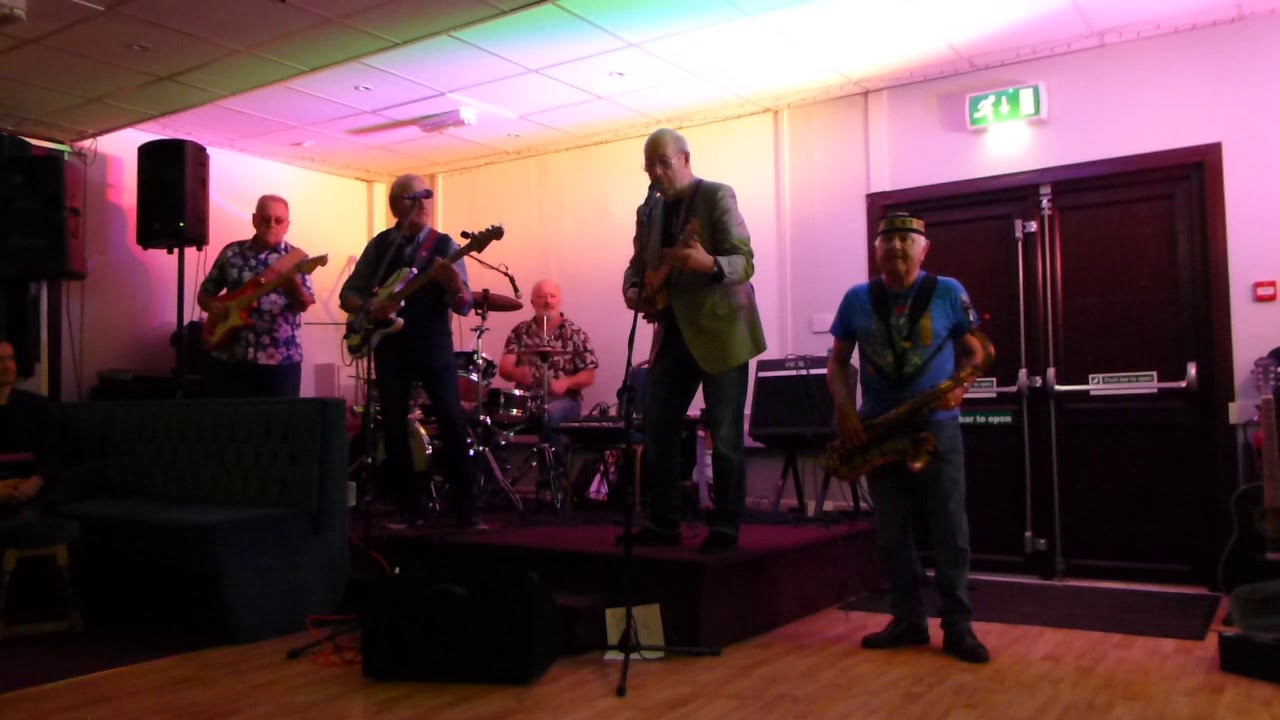 Rod Demick And The Monarchs Baby please don't go - YouTube