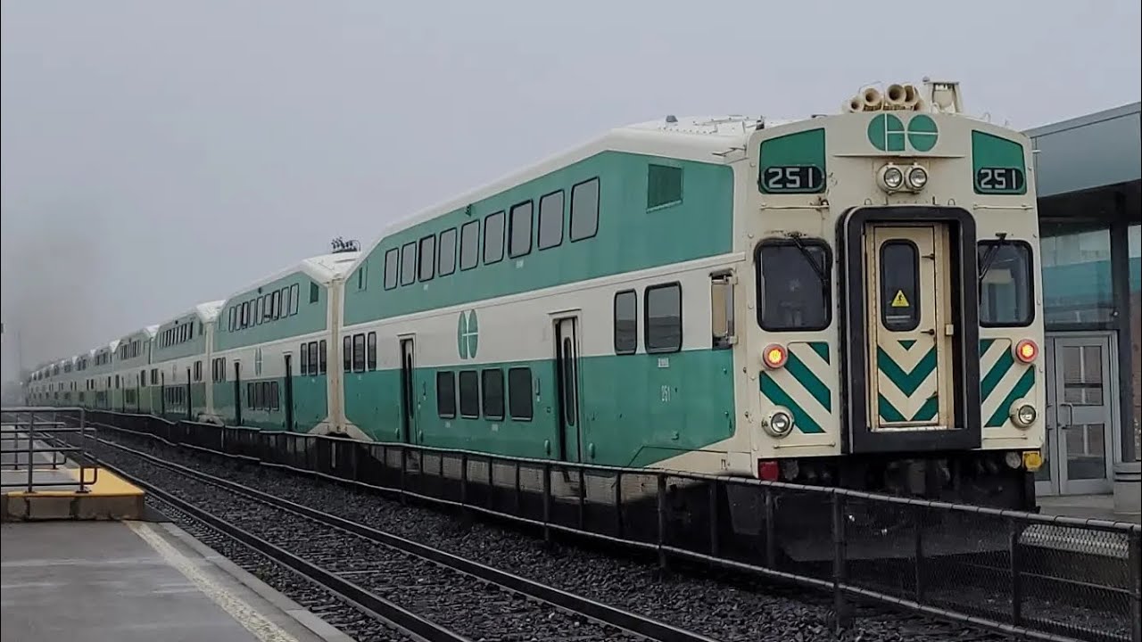 (Old Cab Car 251!) GO 1972 (Niagara Excursion) - 648 With 251 Flies ...