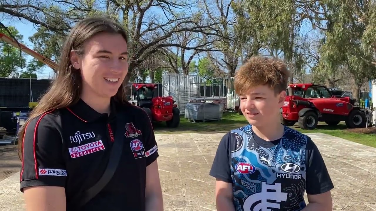 Interview with Bonnie Toogood - YouTube