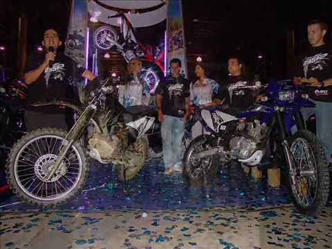 Lanzamiento AKT 235R - YouTube