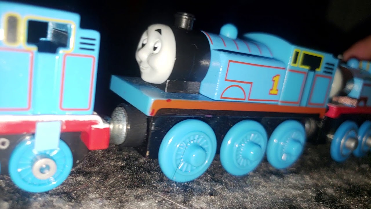 The Thomas' VS The Ducks Part 1 - YouTube