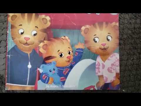 Goodnight, Daniel Tiger STORYTIME! with Silas - YouTube