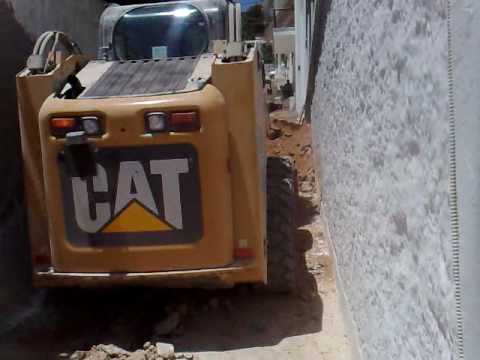 Cat 256 C - YouTube