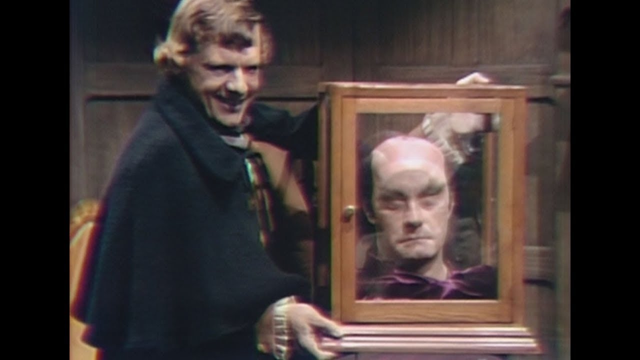 Dark Shadows Review: The 1840 Storyline - YouTube