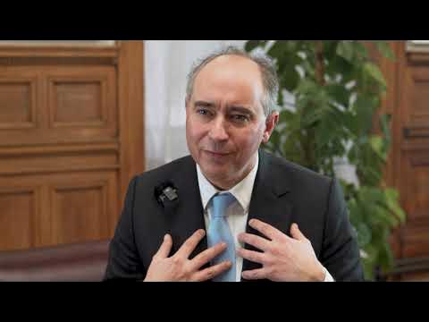 Lord Dominic Johnson on why to invest in the UK - YouTube