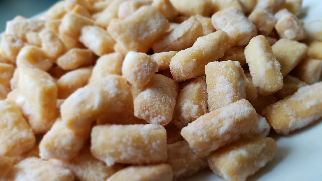 Sweet Shakarpare Recipe - पंजाबी शकरपारे - Toshe - Khurma - Petha ...