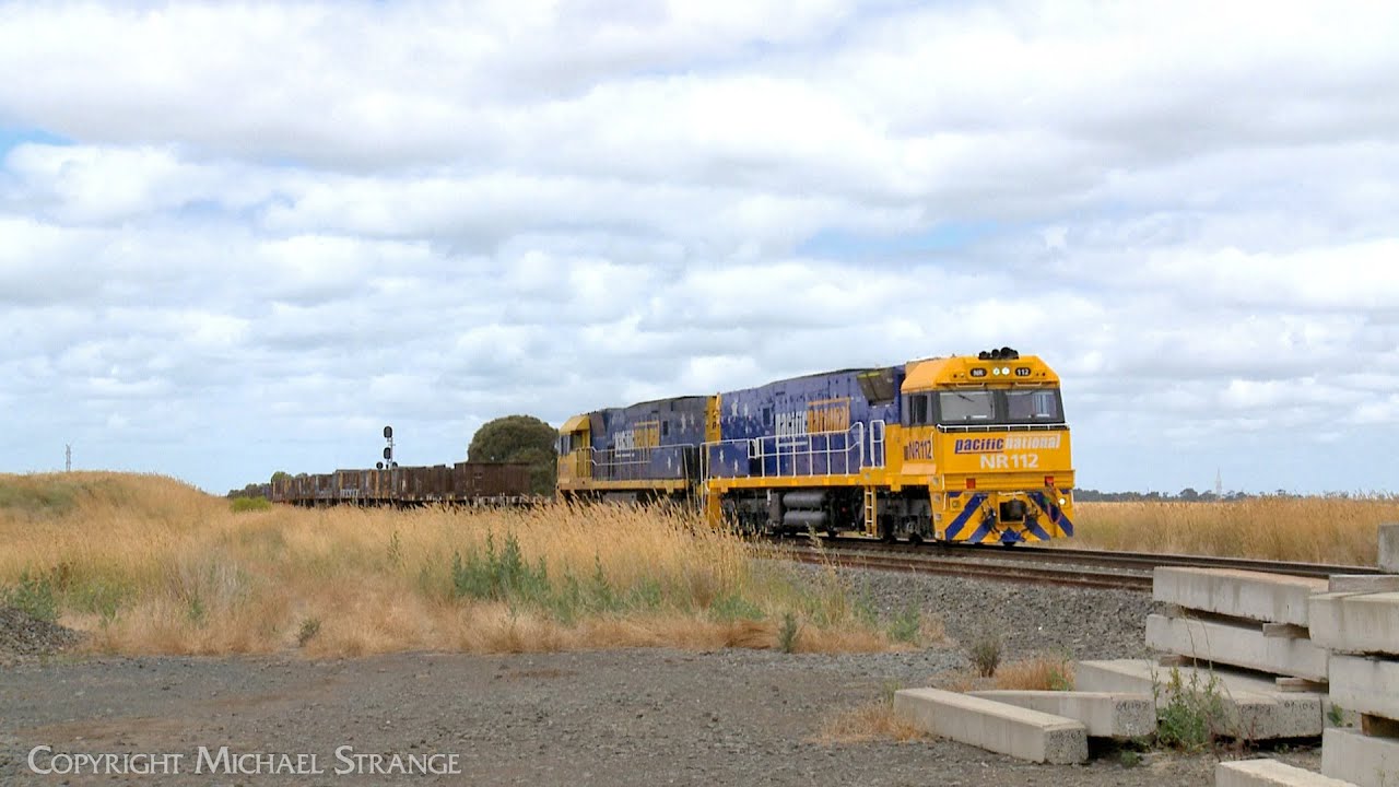 5MP2 Pacific National Steel Train With NR112 & NR72 (19/1/2023 ...