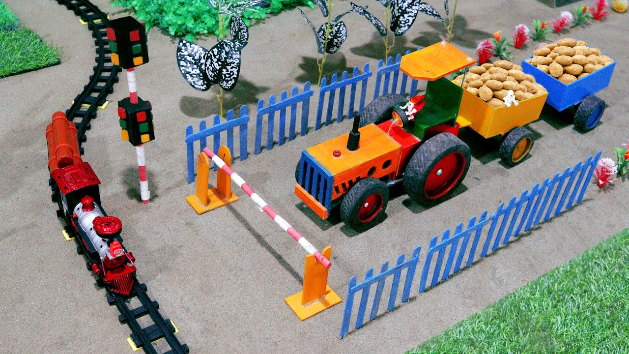 Diy tractor making mini Traffic Lights for train | STOP, heavy tractor ...