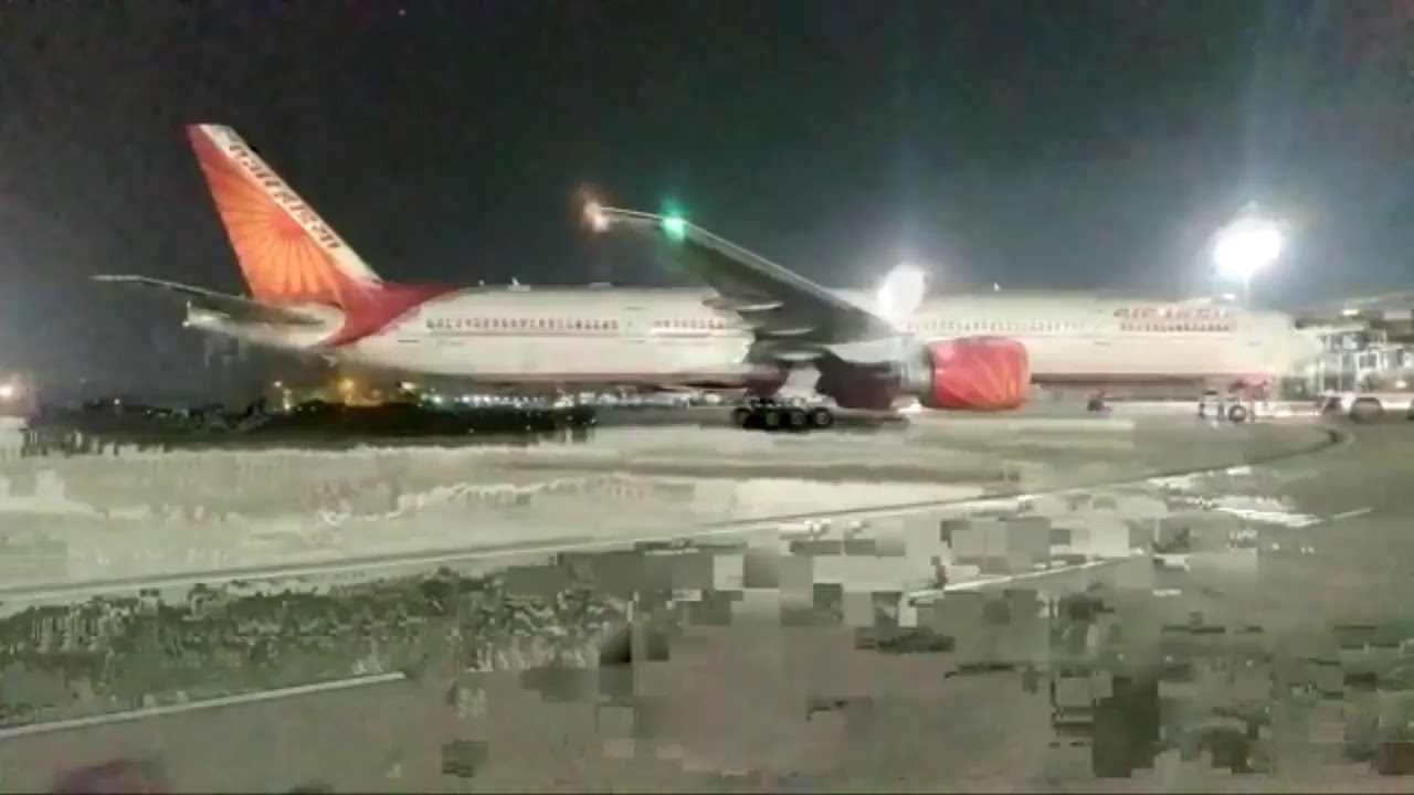 Air India B777 - YouTube