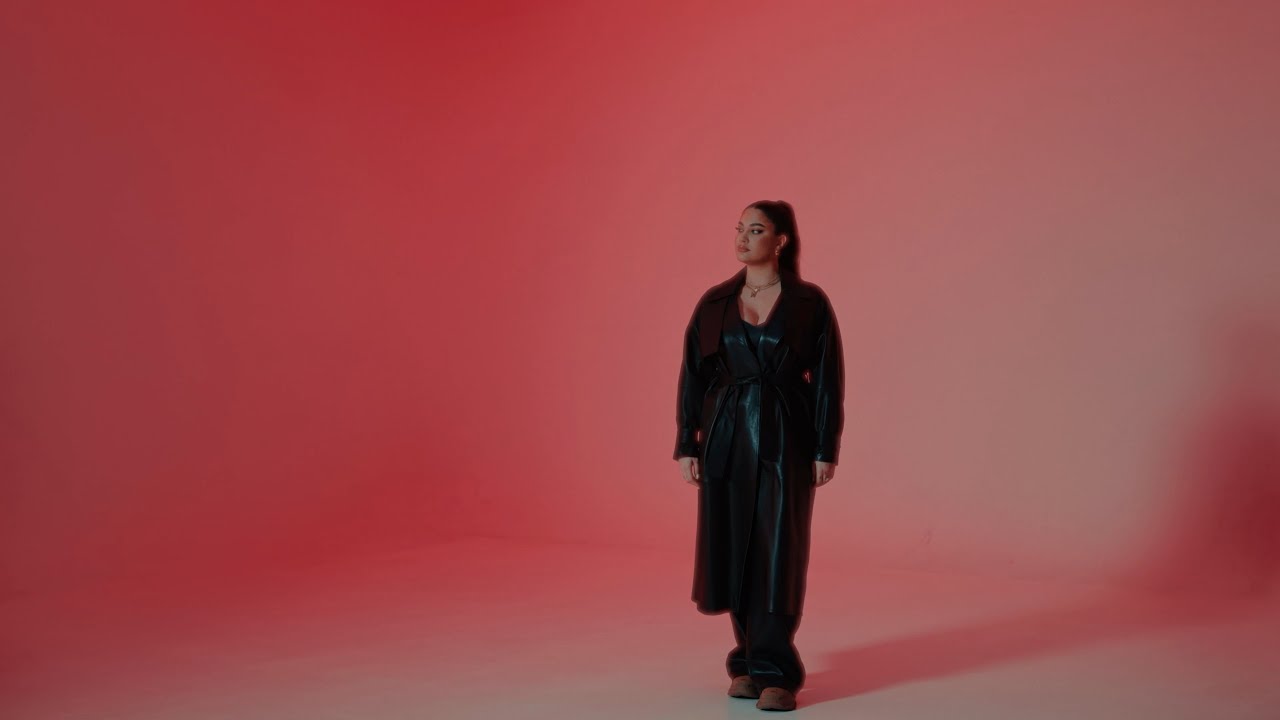 Betty Salam - Cat De Frumoasa | Official Video - YouTube