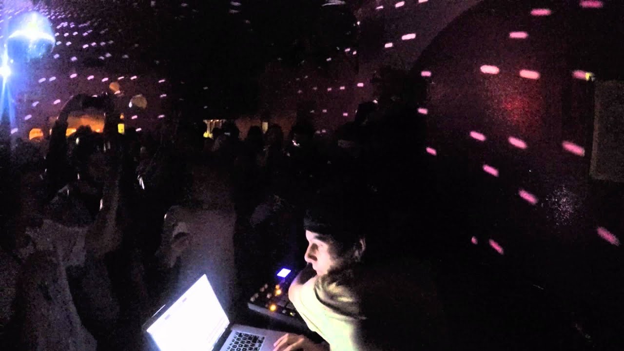 G Jones FULL SET @Beauty Bar, Chicago [GOOD AUDIO] - YouTube