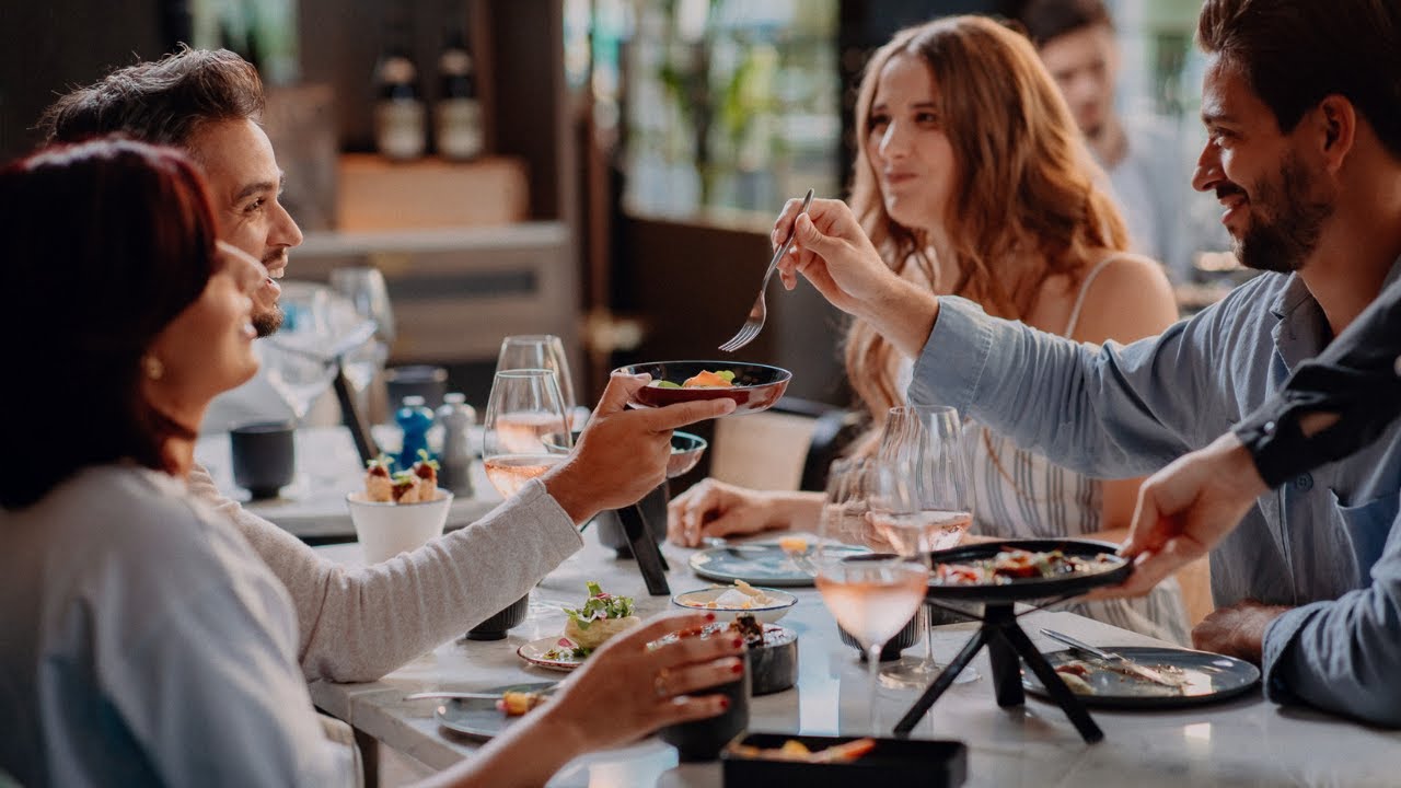 LENZ - Flying Tapas Brunch - YouTube