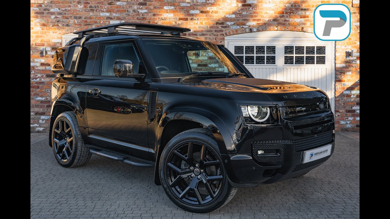 2021/21 LAND ROVER DEFENDER 90 3.0 D200 HARD TOP IN SANTORINI BLACK ...