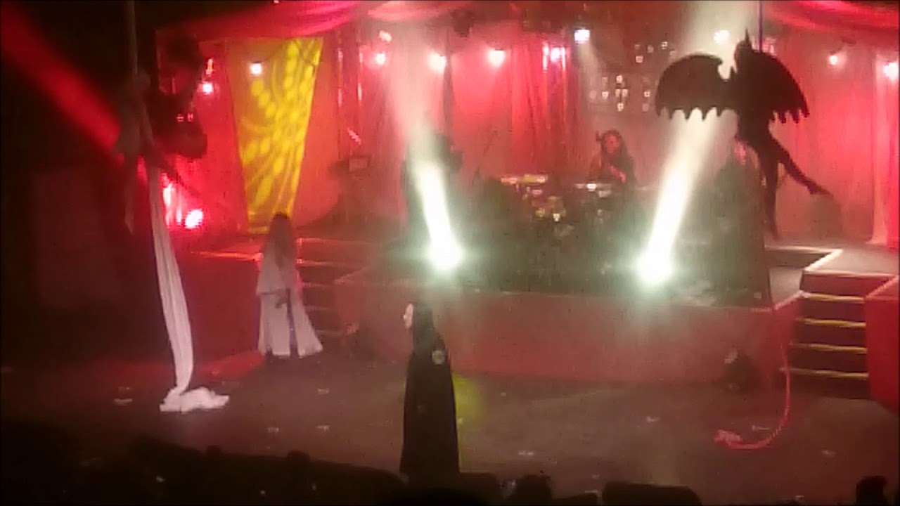 Lacuna Coil 119 show London 02 Forum - YouTube