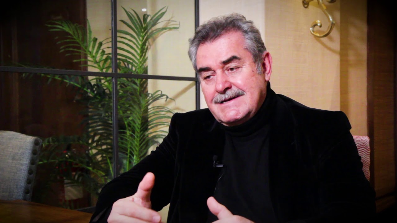 Fermín Bocos - "Algo va mal" (Ediciones Destino) - YouTube