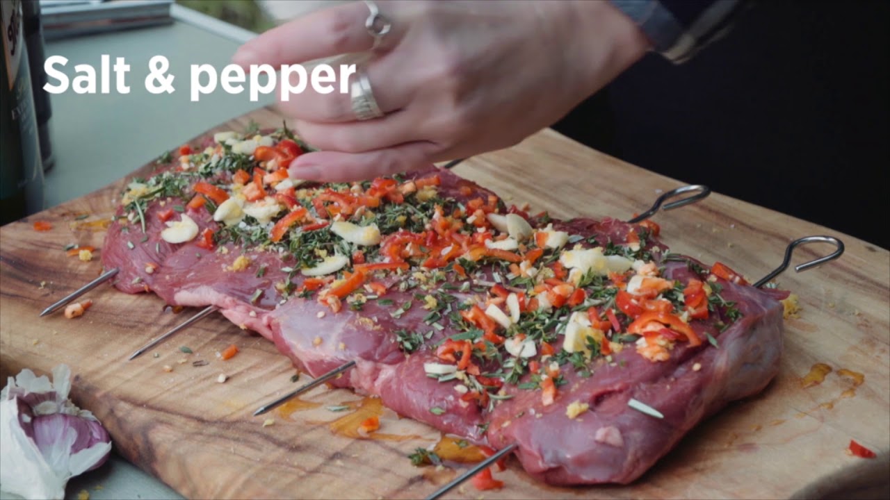 RTM Presents How to Cook the Ultimate Barbecued Lamb Fillet - YouTube