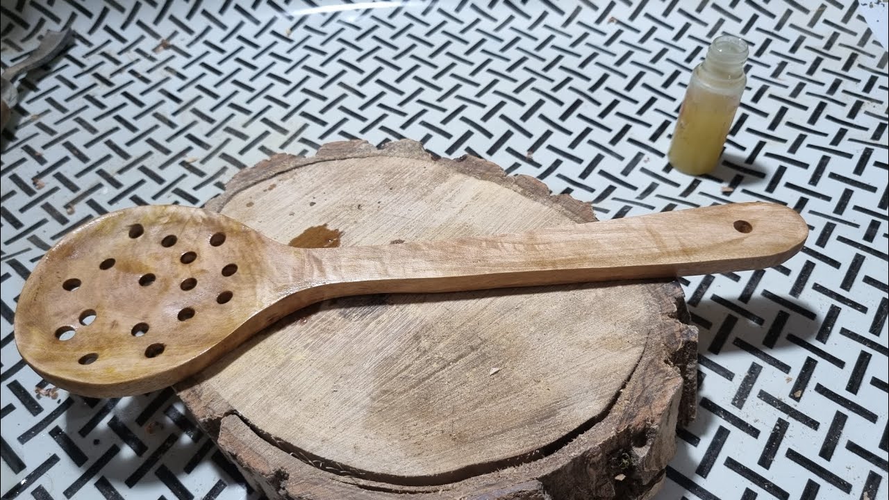 Making a wooden slotted spatula for amateurs - YouTube