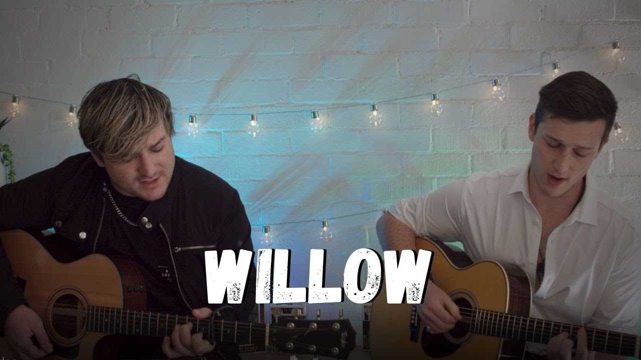 Willow - Taylor Swift - Mak & Shar Cover - YouTube