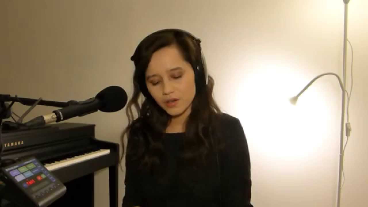 Sing to the moon (cover live) - YouTube