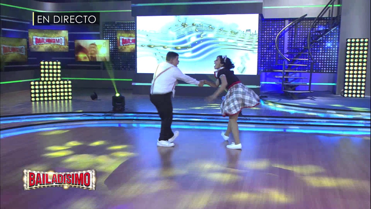 Memito sorprende con su baile - YouTube
